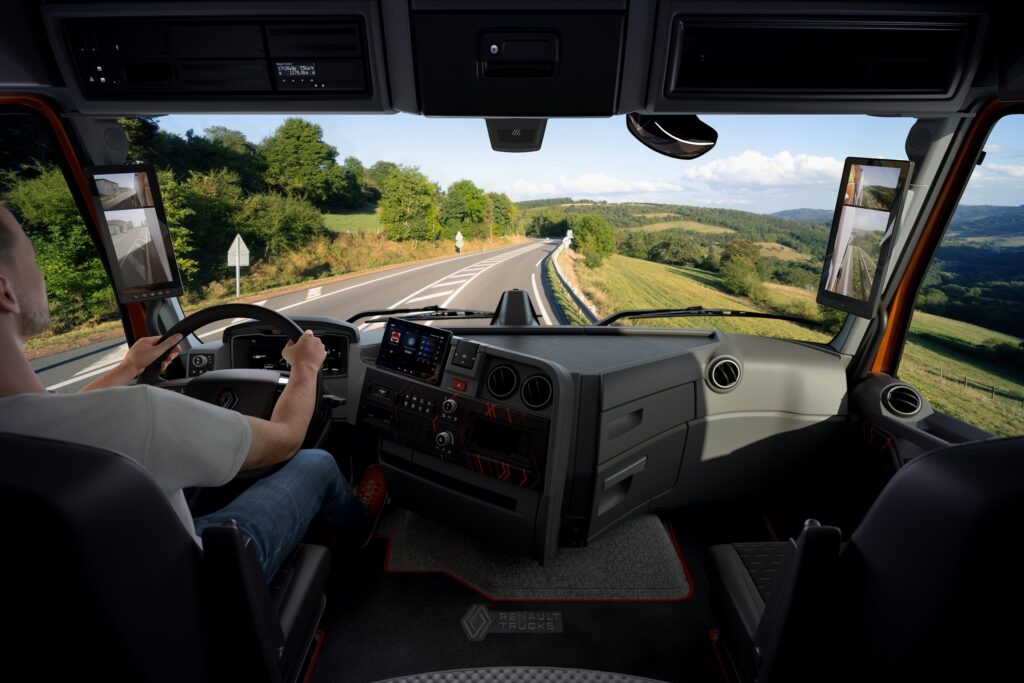 Découvrez en vidéo le Rear Digital Vision de Renault Trucks (rétros caméra)